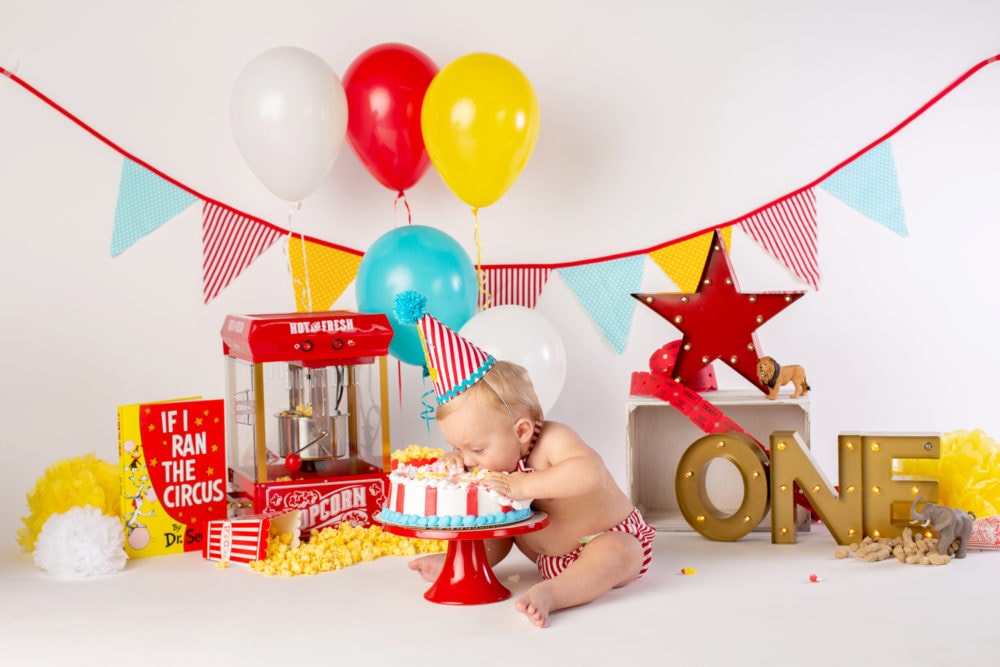 How To Choose A Theme For Your Cake Smash Portraits